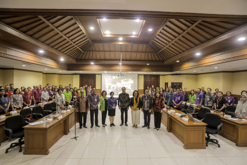 Rapat Koordinasi Percepatan Penurunan Stunting di Badung, Wabup Suiasa ...