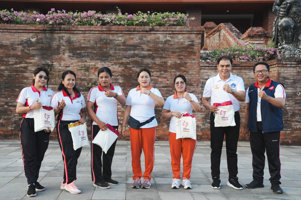 Diskop UKMP Badung Gelar Jumat Ceria dalam Rangkaian Perayaan HUT ...